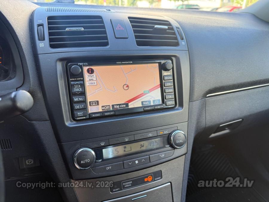 Grey Toyota Avensis 2009 in Tallinn, with an engine capacity of 2.20 L and mileage of 290 thousand km for 1999 €, photo 12 on AUTOMOTO.COM.LV