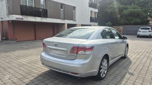 Серый Тойота Авенсис 2009 в Клайпеда, объемом двигателя 2.23 л и пробегом 261 тыс. км за 2150 €, фото 5 на AUTOMOTO.COM.LV