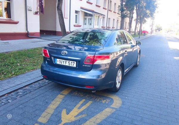 Тойота Авенсис 2009 в Паневежис на AUTOMOTO.COM.LV Серый Тойота Авенсис 2009 в Паневежис, объемом двигателя 2.00 л и пробегом 320 тыс. км за 2900 €, фото 11 на AUTOMOTO.COM.LV