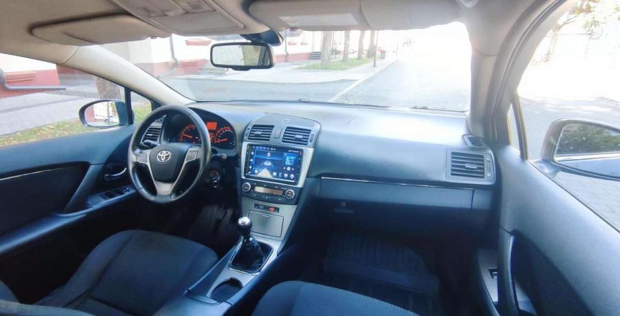 Grey Toyota Avensis 2009 in Panevezys, with an engine capacity of 2.00 L and mileage of 320 thousand km for 2900 €, photo 15 on AUTOMOTO.COM.LV