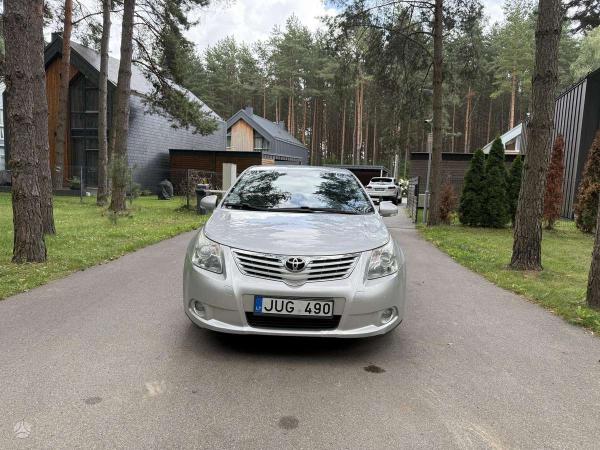Серый Тойота Авенсис 2009 в Вильнюс, объемом двигателя 2.00 л и пробегом 200 тыс. км за 3999 €, фото 3 на AUTOMOTO.COM.LV