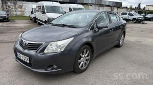 Серый Тойота Авенсис 2009 в Рига, объемом двигателя 2.00 л и пробегом 285 тыс. км за 1290 €, фото  на AUTOMOTO.COM.LV