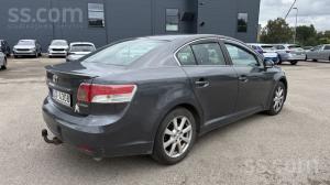 Pelēks Toyota Avensis 2009 Rīga, ar dzinēja tilpumu 2.00 L un nobraukumu 285 tūkst. km par 1290 €, foto 6 vietnē AUTOMOTO.COM.LV
