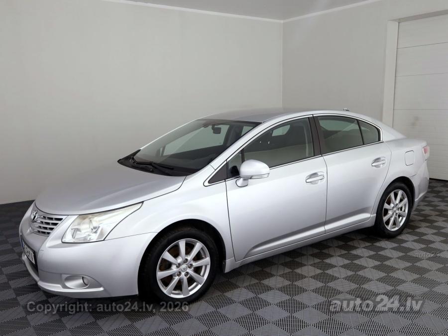 Серый Тойота Авенсис 2009 в Таллин, объемом двигателя 2.20 л и пробегом 299 тыс. км за 1799 €, фото 3 на AUTOMOTO.COM.LV