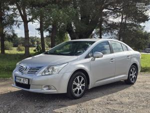 Pelēks Toyota Avensis 2009 Tauragė, ar dzinēja tilpumu 1.80 L un nobraukumu 230 tūkst. km par 3900 €, foto  vietnē AUTOMOTO.COM.LV