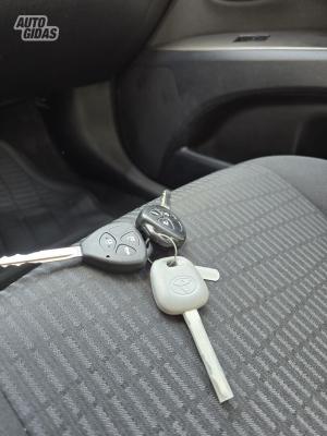 Серый Тойота Авенсис 2009 в Таураге, объемом двигателя 1.80 л и пробегом 230 тыс. км за 3900 €, фото 17 на AUTOMOTO.COM.LV