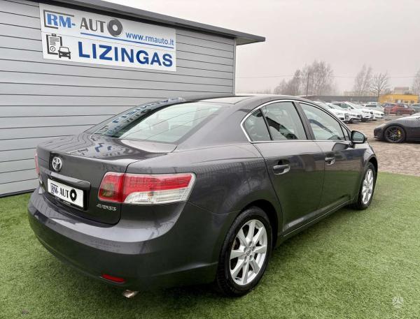 Pelēks Toyota Avensis 2010 Panevēža, ar dzinēja tilpumu 2.00 L un nobraukumu 244 tūkst. km par 4500 €, foto 6 vietnē AUTOMOTO.COM.LV