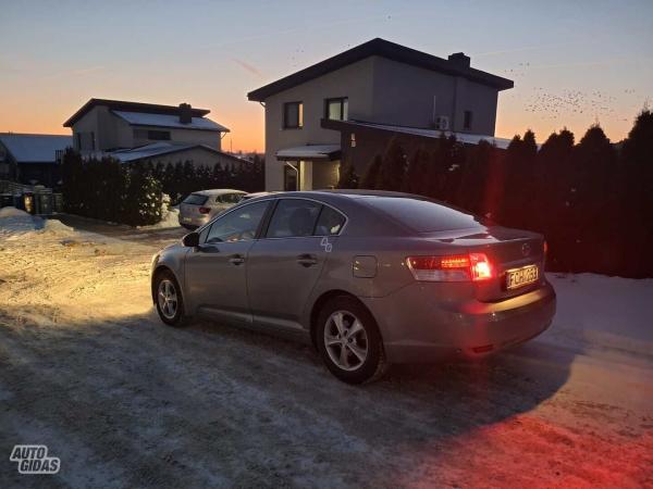 Grey Toyota Avensis 2010 in Alytus, with an engine capacity of 1.80 L and mileage of 128 thousand km for 5000 €, photo 1 on AUTOMOTO.COM.LV