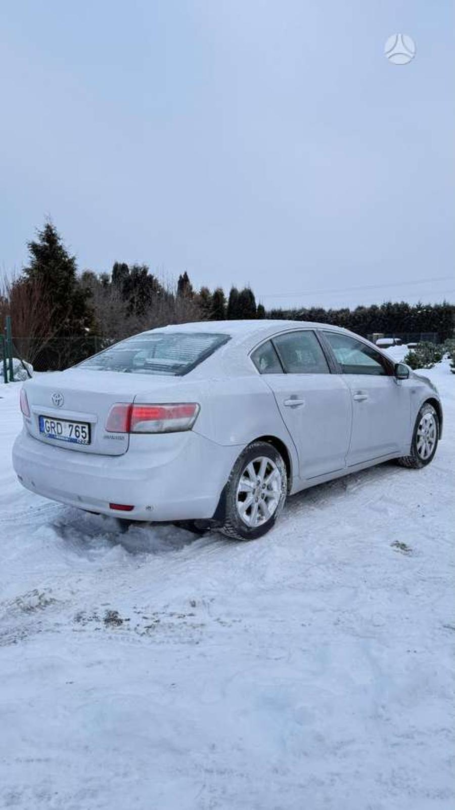 Grey Toyota Avensis 2010 in Kaunas, with an engine capacity of 2.23 L and mileage of 197 thousand km for 3550 €, photo 3 on AUTOMOTO.COM.LV