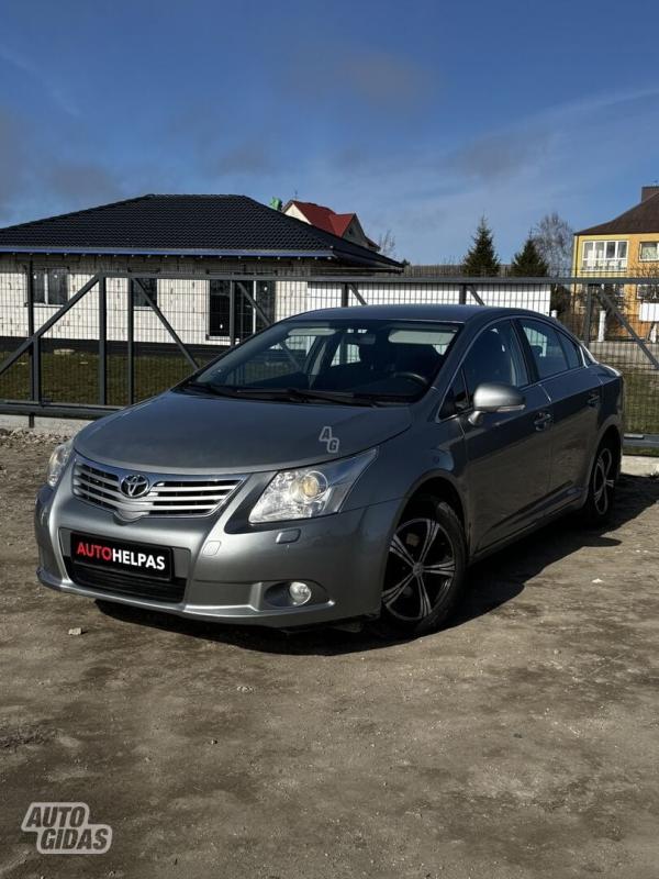 Grey Toyota Avensis 2010 in Klaipeda, with an engine capacity of 2.00 L and mileage of 282 thousand km for 3990 €, photo 1 on AUTOMOTO.COM.LV