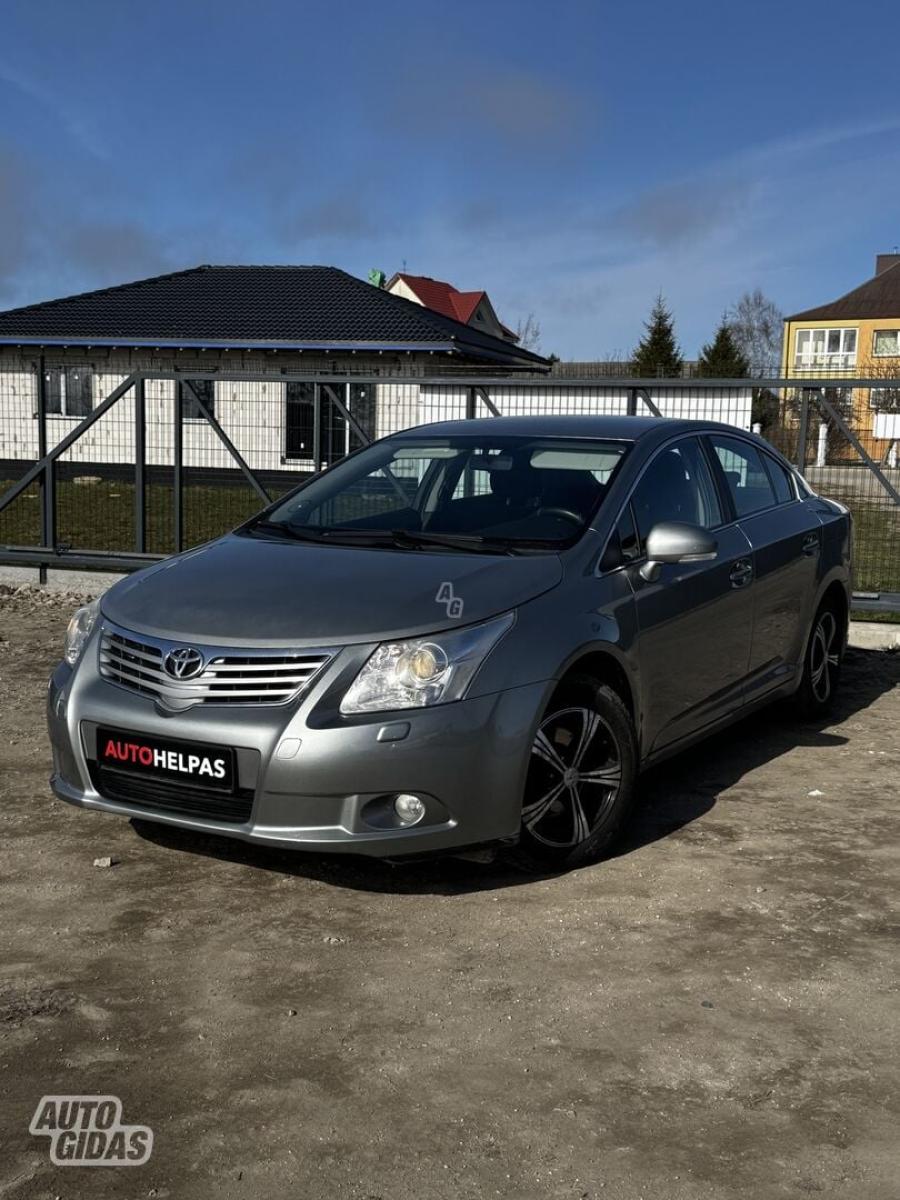 Grey Toyota Avensis 2010 in Klaipeda, with an engine capacity of 2.00 L and mileage of 282 thousand km for 3990 €, photo 1 on AUTOMOTO.COM.LV