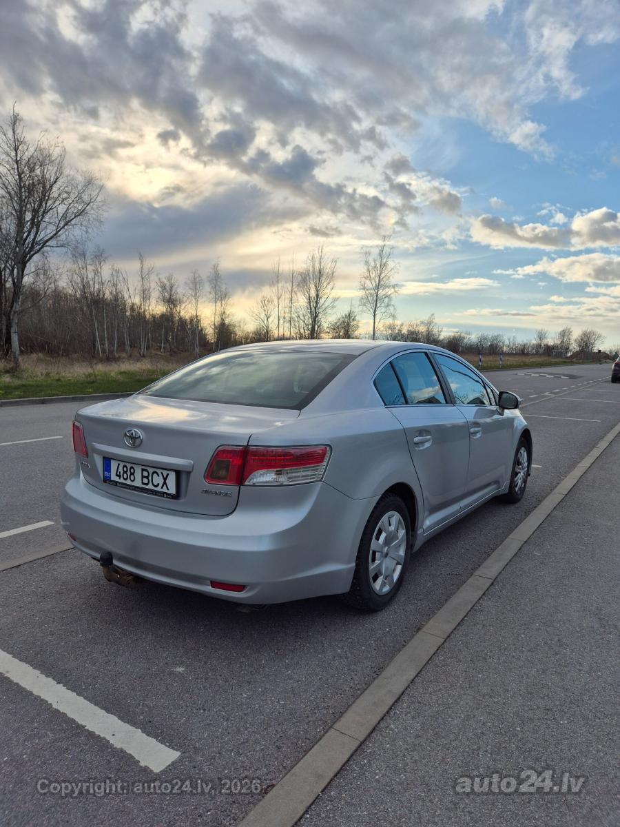 Серый Тойота Авенсис 2010 в Таллин, объемом двигателя 1.60 л и пробегом 269 тыс. км за 3100 €, фото 4 на AUTOMOTO.COM.LV