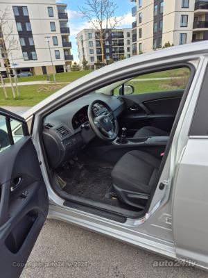 Серый Тойота Авенсис 2010 в Таллин, объемом двигателя 1.60 л и пробегом 269 тыс. км за 3100 €, фото 6 на AUTOMOTO.COM.LV