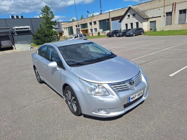 Grey Toyota Avensis 2010 in Vilkaviskis, with an engine capacity of 2.00 L and mileage of 300 thousand km for 3100 €, photo 7 on AUTOMOTO.COM.LV