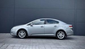 Grey Toyota Avensis 2010 in Riga, with an engine capacity of 1.80 L and mileage of 159 thousand km for 4850 €, photo 3 on AUTOMOTO.COM.LV