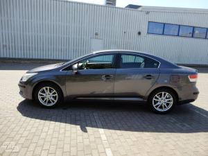 Grey Toyota Avensis 2010 in Klaipeda, with an engine capacity of 2.00 L and mileage of 207 thousand km for 3750 €, photo 6 on AUTOMOTO.COM.LV