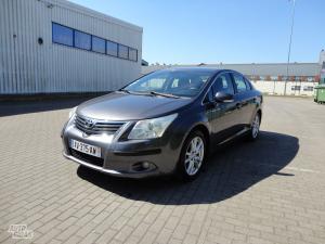 Grey Toyota Avensis 2010 in Klaipeda, with an engine capacity of 2.00 L and mileage of 207 thousand km for 3750 €, photo 10 on AUTOMOTO.COM.LV
