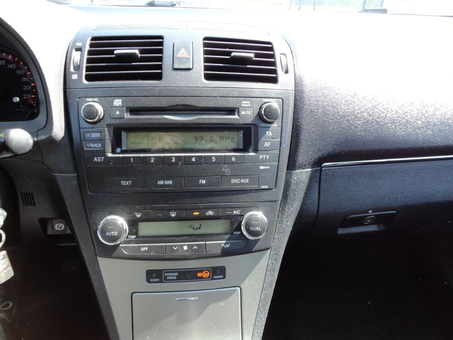 Grey Toyota Avensis 2010 in Klaipeda, with an engine capacity of 2.00 L and mileage of 207 thousand km for 3750 €, photo 17 on AUTOMOTO.COM.LV