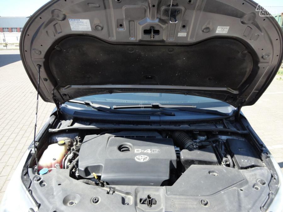 Grey Toyota Avensis 2010 in Klaipeda, with an engine capacity of 2.00 L and mileage of 207 thousand km for 3750 €, photo 24 on AUTOMOTO.COM.LV
