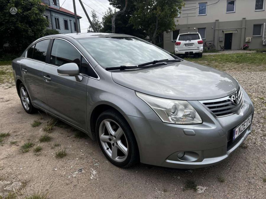 Серый Тойота Авенсис 2010 в Клайпеда, объемом двигателя 2.00 л и пробегом 258 тыс. км за 4000 €, фото 6 на AUTOMOTO.COM.LV