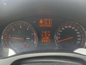 Серый Тойота Авенсис 2010 в Клайпеда, объемом двигателя 2.00 л и пробегом 258 тыс. км за 4000 €, фото 10 на AUTOMOTO.COM.LV