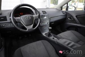 Pelēks Toyota Avensis 2010 Rīga, ar dzinēja tilpumu 2.00 L un nobraukumu 287 tūkst. km par 2495 €, foto 7 vietnē AUTOMOTO.COM.LV