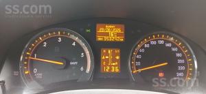 Серый Тойота Авенсис 2010 в Елгава, объемом двигателя 2.00 л и пробегом 353 тыс. км за 3250 €, фото 5 на AUTOMOTO.COM.LV