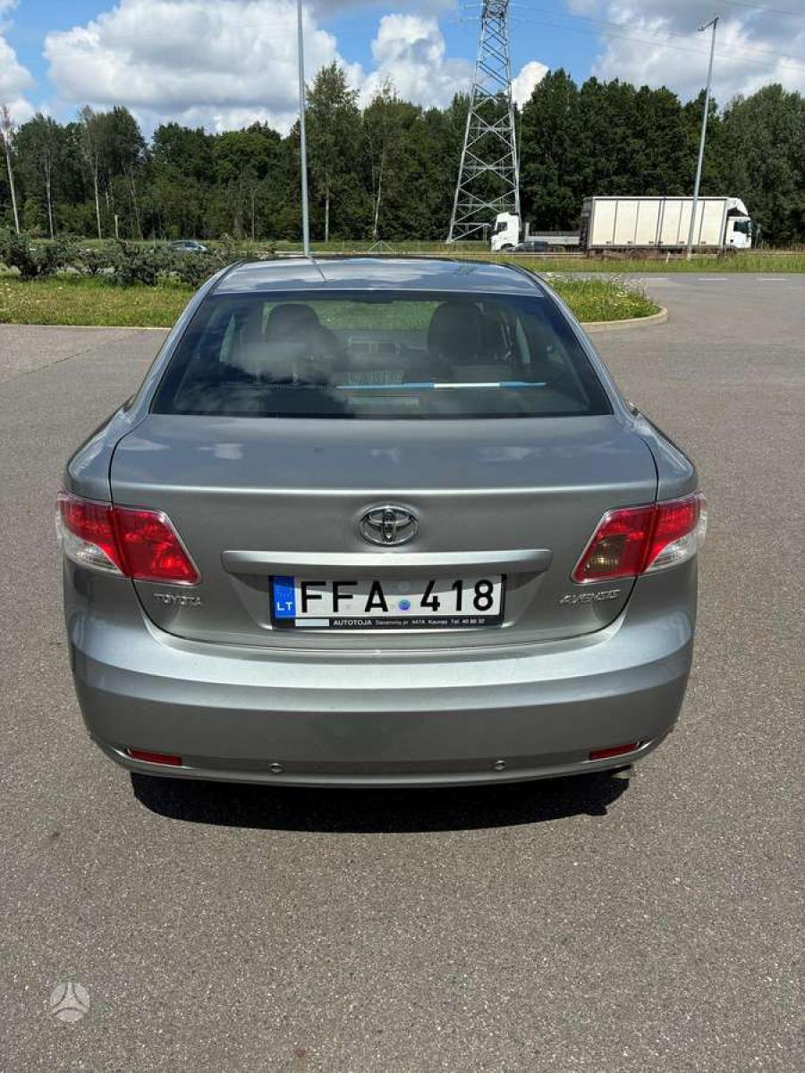 Серый Тойота Авенсис 2010 в Каунас, объемом двигателя 2.00 л и пробегом 199 тыс. км за 4150 €, фото 5 на AUTOMOTO.COM.LV