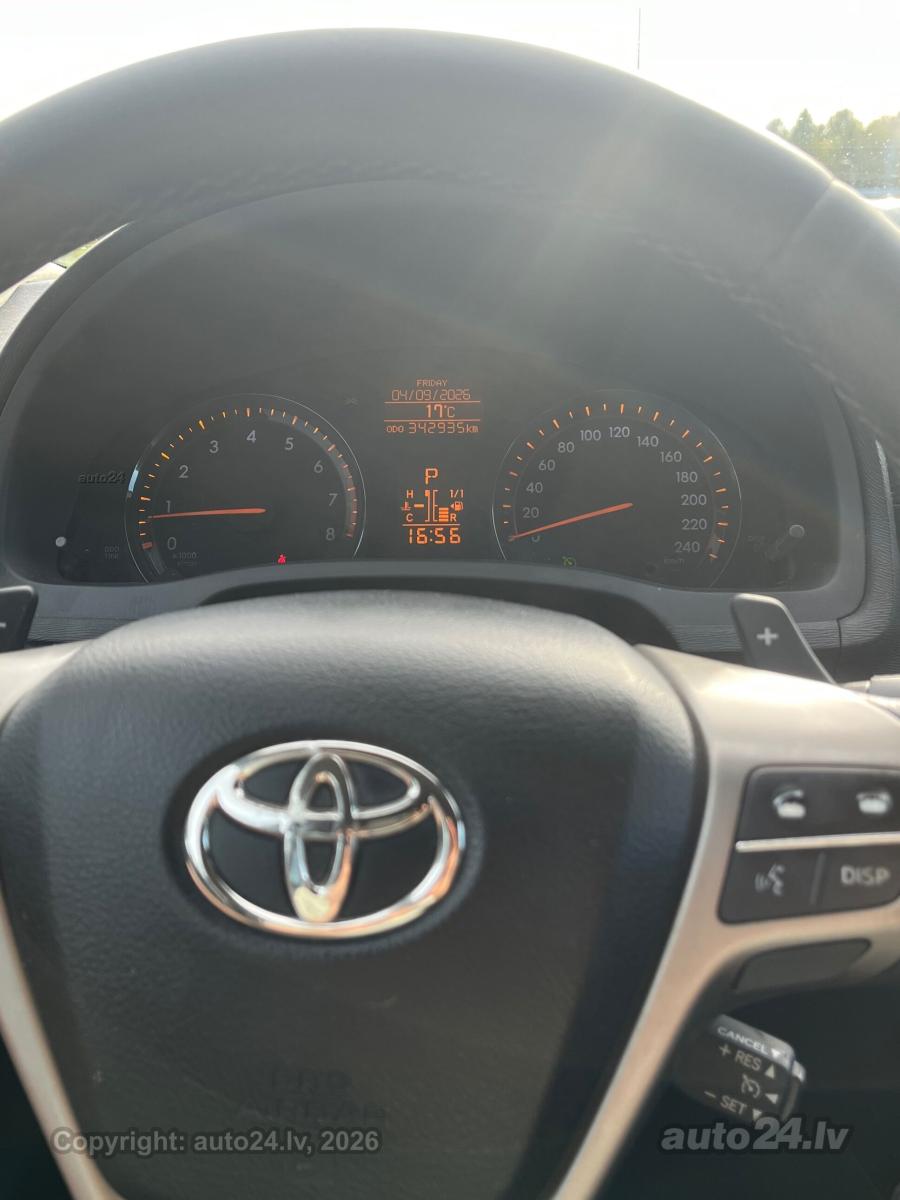 Pelēks Toyota Avensis 2010 Tallina, ar dzinēja tilpumu 2.00 L un nobraukumu 343 tūkst. km par 4299 €, foto 8 vietnē AUTOMOTO.COM.LV