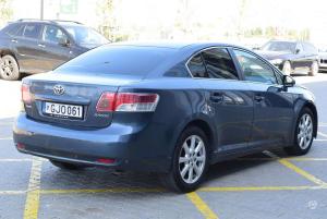 Grey Toyota Avensis 2010 in Vilnius, with an engine capacity of 2.23 L and mileage of 210 thousand km for 4450 €, photo 5 on AUTOMOTO.COM.LV