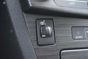 Grey Toyota Avensis 2010 in Vilnius, with an engine capacity of 2.23 L and mileage of 210 thousand km for 4450 €, photo 13 on AUTOMOTO.COM.LV