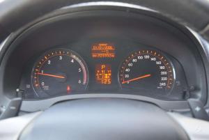 Grey Toyota Avensis 2010 in Vilnius, with an engine capacity of 2.23 L and mileage of 210 thousand km for 4450 €, photo 19 on AUTOMOTO.COM.LV