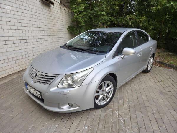 Toyota Avensis 2010 Viļņa vietnē Pelēks Toyota Avensis 2010 Viļņa, ar dzinēja tilpumu 2.00 L un nobraukumu 380 tūkst. km par 2900 €, foto 1 vietnē AUTOMOTO.COM.LV