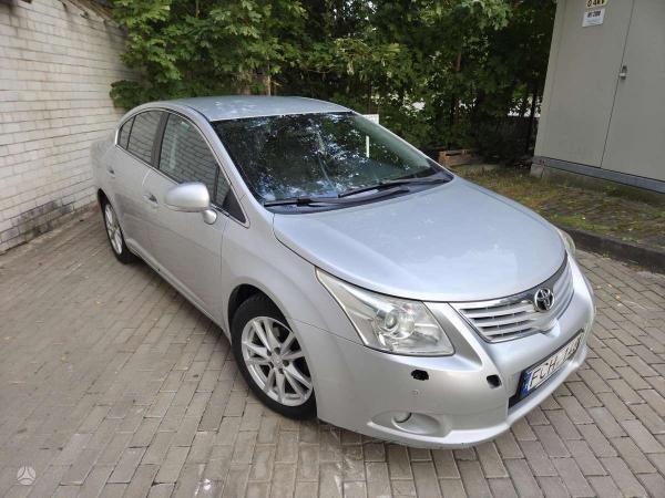 Toyota Avensis 2010 Viļņa vietnē Pelēks Toyota Avensis 2010 Viļņa, ar dzinēja tilpumu 2.00 L un nobraukumu 380 tūkst. km par 2900 €, foto 5 vietnē AUTOMOTO.COM.LV