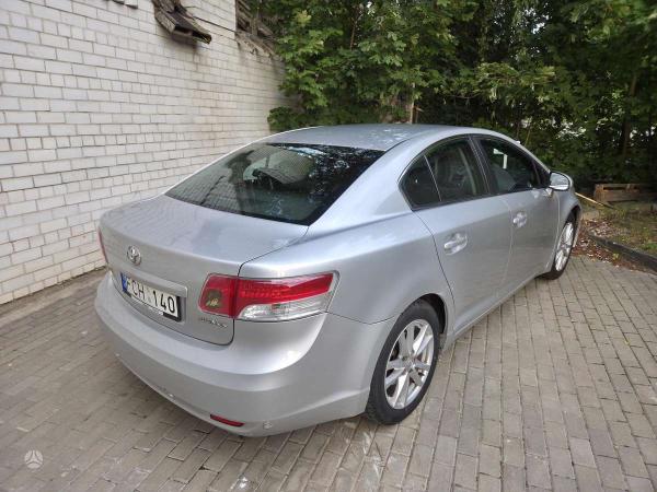 Toyota Avensis 2010 Viļņa vietnē Pelēks Toyota Avensis 2010 Viļņa, ar dzinēja tilpumu 2.00 L un nobraukumu 380 tūkst. km par 2900 €, foto 7 vietnē AUTOMOTO.COM.LV