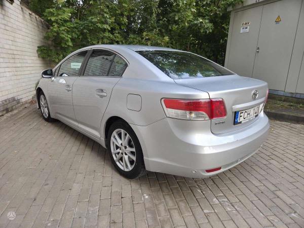 Toyota Avensis 2010 Viļņa vietnē Pelēks Toyota Avensis 2010 Viļņa, ar dzinēja tilpumu 2.00 L un nobraukumu 380 tūkst. km par 2900 €, foto 9 vietnē AUTOMOTO.COM.LV