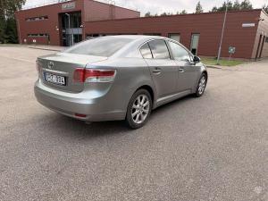 Серый Тойота Авенсис 2010 в Шальчининкай, объемом двигателя 2.23 л и пробегом 400 тыс. км за 2800 €, фото 4 на AUTOMOTO.COM.LV