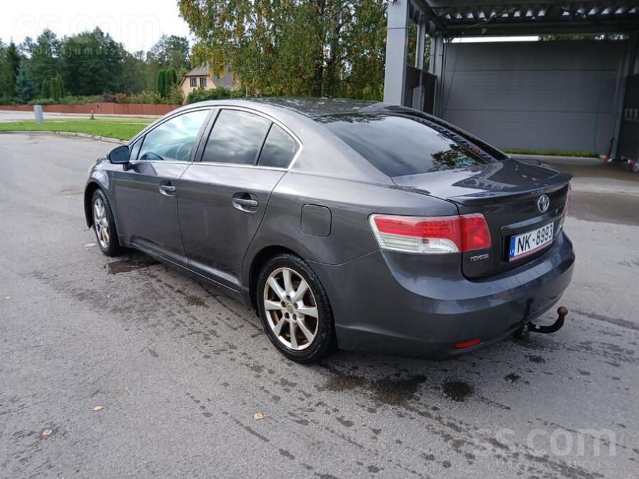 Серый Тойота Авенсис 2010 в Рига, объемом двигателя 2.00 л и пробегом 340 тыс. км за 2200 €, фото 8 на AUTOMOTO.COM.LV