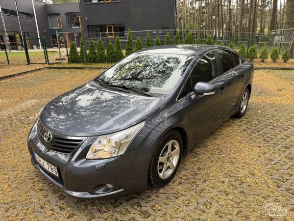 Тойота Авенсис 2010 в Каунас на AUTOMOTO.COM.LV Серый Тойота Авенсис 2010 в Каунас, объемом двигателя 2.00 л и пробегом 240 тыс. км за 3800 €, фото 1 на AUTOMOTO.COM.LV