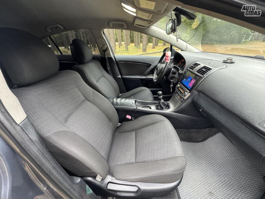 Pelēks Toyota Avensis 2010 Kauņa, ar dzinēja tilpumu 2.00 L un nobraukumu 240 tūkst. km par 3850 €, foto 14 vietnē AUTOMOTO.COM.LV