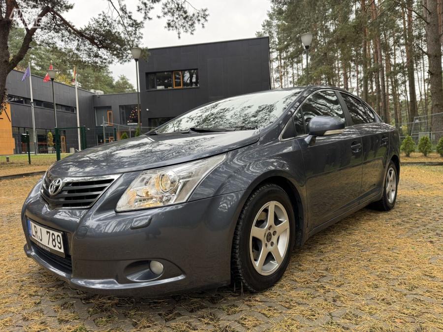 Pelēks Toyota Avensis 2010 Kauņa, ar dzinēja tilpumu 2.00 L un nobraukumu 240 tūkst. km par 3850 €, foto 26 vietnē AUTOMOTO.COM.LV