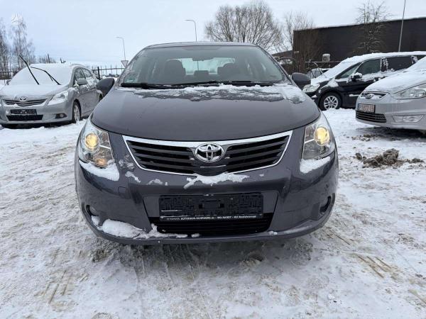 Pelēks Toyota Avensis 2011 Jurbarkas, ar dzinēja tilpumu 2.23 L un nobraukumu 134 tūkst. km par 5500 €, foto 8 vietnē AUTOMOTO.COM.LV