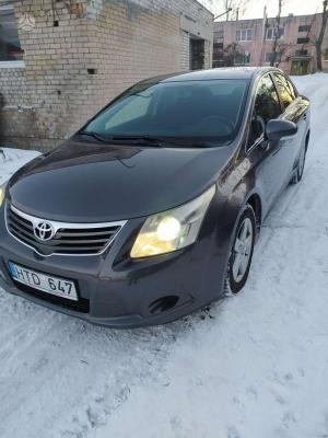 Pelēks Toyota Avensis 2011 Nemenčinė, ar dzinēja tilpumu 1.99 L un nobraukumu 345 tūkst. km par 3500 €, foto  vietnē AUTOMOTO.COM.LV