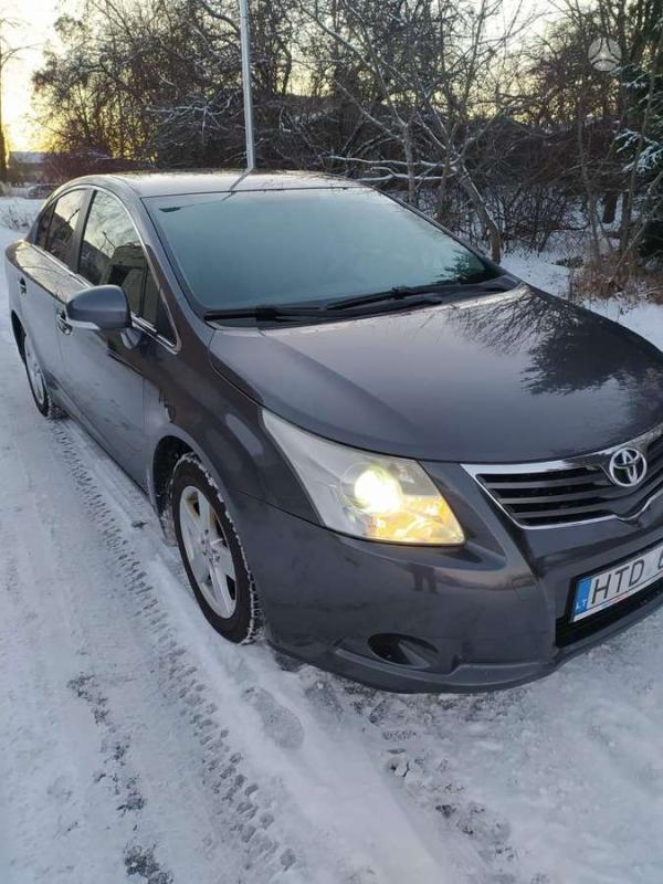 Pelēks Toyota Avensis 2011 Nemenčinė, ar dzinēja tilpumu 1.99 L un nobraukumu 345 tūkst. km par 3500 €, foto 2 vietnē AUTOMOTO.COM.LV