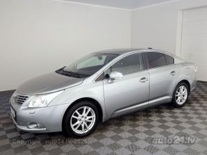 Pelēks Toyota Avensis 2011 Tallina, ar dzinēja tilpumu 1.80 L un nobraukumu 218 tūkst. km par 3999 €, foto 2 vietnē AUTOMOTO.COM.LV