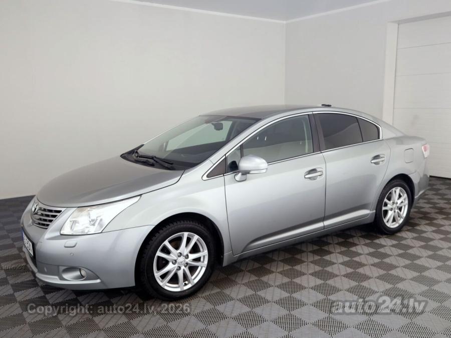 Pelēks Toyota Avensis 2011 Tallina, ar dzinēja tilpumu 1.80 L un nobraukumu 218 tūkst. km par 3999 €, foto 2 vietnē AUTOMOTO.COM.LV