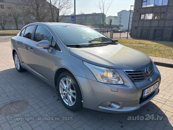 Pelēks Toyota Avensis 2011 Tallina, ar dzinēja tilpumu 1.80 L un nobraukumu 218 tūkst. km par 5490 €, foto 9 vietnē AUTOMOTO.COM.LV