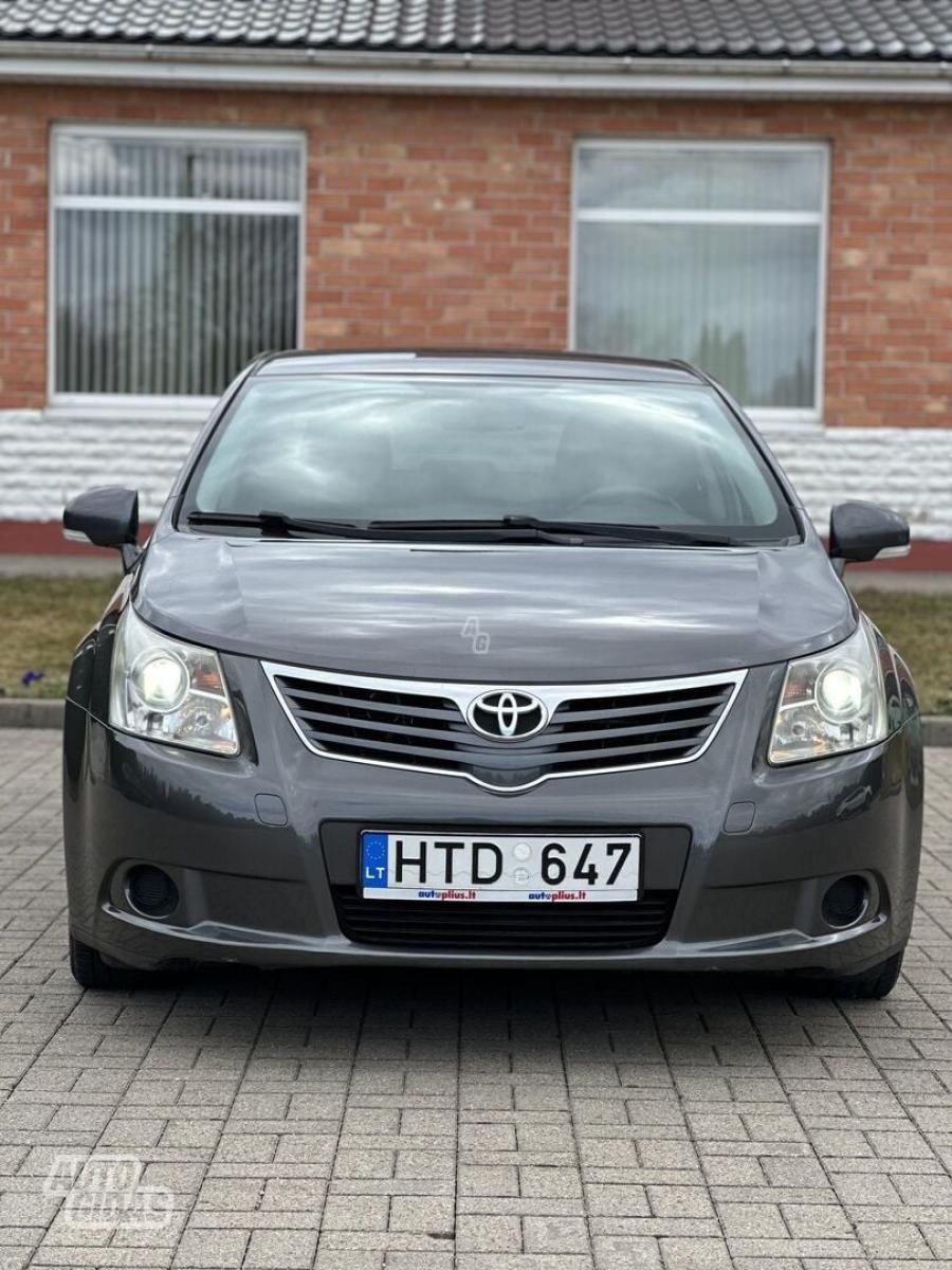 Pelēks Toyota Avensis 2011 Viļņa, ar dzinēja tilpumu 2.00 L un nobraukumu 361 tūkst. km par 3800 €, foto 5 vietnē AUTOMOTO.COM.LV