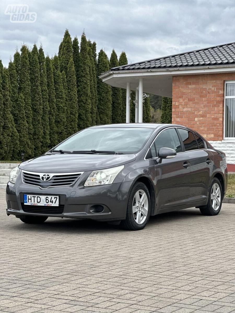 Pelēks Toyota Avensis 2011 Viļņa, ar dzinēja tilpumu 2.00 L un nobraukumu 361 tūkst. km par 3800 €, foto 6 vietnē AUTOMOTO.COM.LV