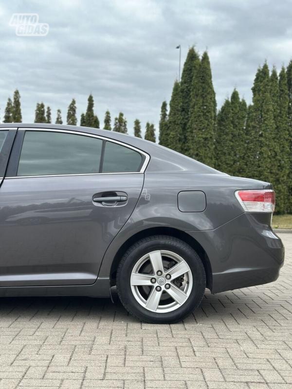 Grey Toyota Avensis 2011 in Vilnius, with an engine capacity of 2.00 L and mileage of 361 thousand km for 3800 €, photo 10 on AUTOMOTO.COM.LV
